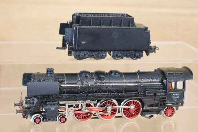 MARKLIN MÄRKLIN F 800 DB 4-6-2 Classe Br 01 097 Locomotive 1952 Production Nl EUR 809,11 ...
