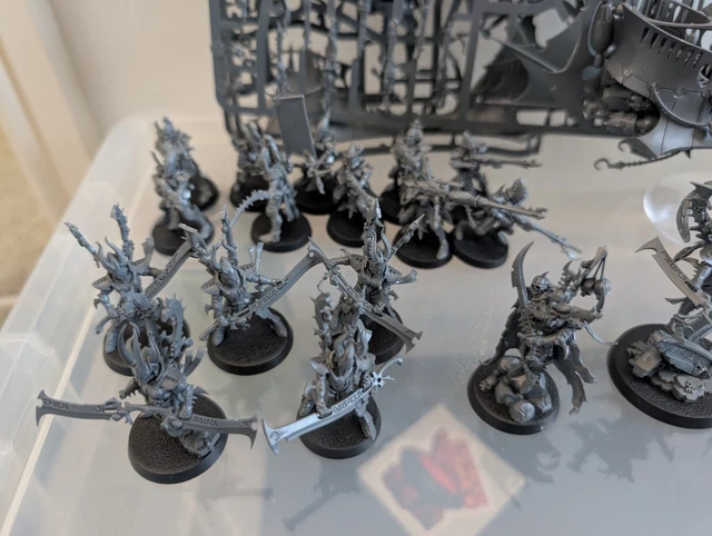 GAMES WORKSHOP WARHAMMER 40k Combat Patrol: Drukhari Miniature £73.52 ...