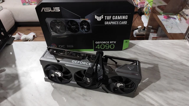 ASUS TUF GAMING GeForce RTX 4090 OC Edition 24 GB GDDR6X EUR 1.550,00 ...