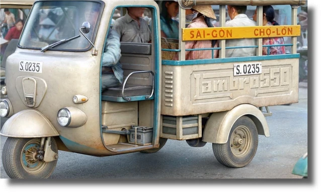 GEKKO MODELL 1/35 Saigon Shuttle Dreirad mit Fahrer und Passagier ...