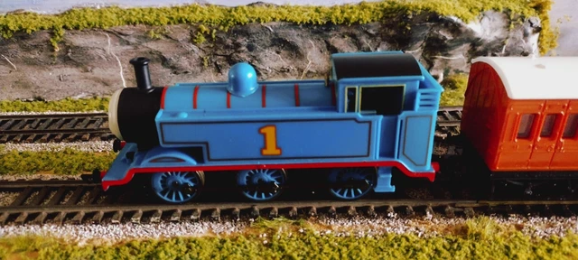 HORNBY RAILWAYS CHINA , Oo Gauge Thomas The Tank Engine Annie ...