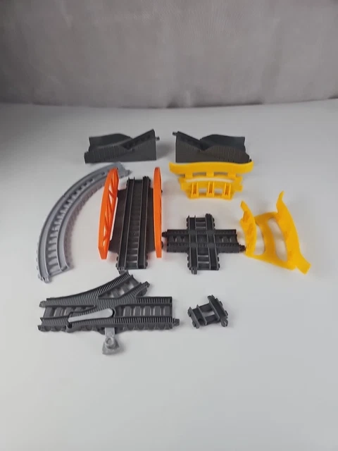 THOMAS & FRIENDS Trackmaster Track Junction Adapter Thomas The Tank ...