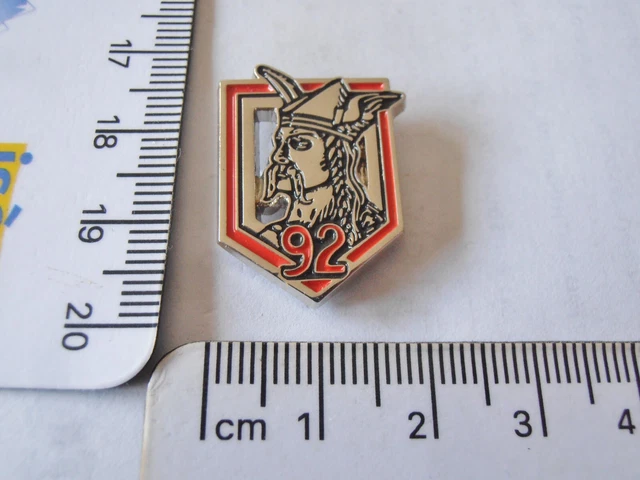 PIN'S PIN ARMEE France Militaire 92 Eme Ri Regiment D Infanterie Viking ...