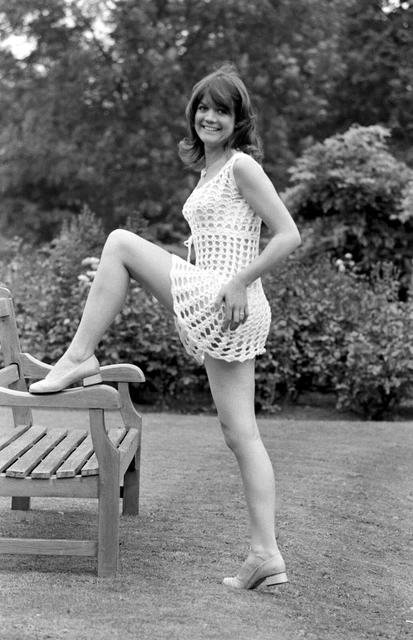 Sally Geeson 11and X 85 Inch Glossy Photo No33 £200 Picclick Uk