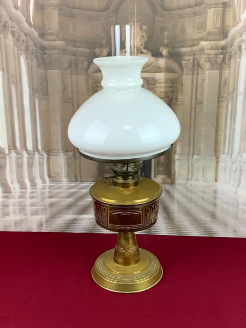 Fabelhafte Petroleumlampe Mit Schirm Ebenbild