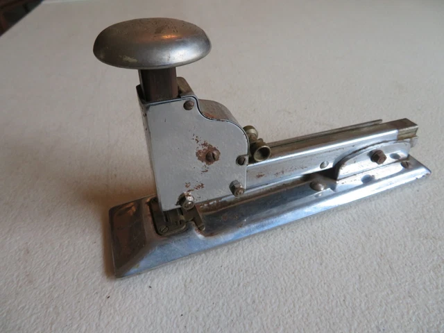 VINTAGE ACE STAPLER Model No. 102 by ACE Fastener Corp. Chicago ILL. $8 ...