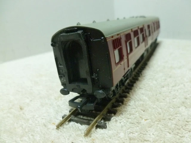 MAINLINE RAILWAYS 37-114 BR Maroon Buffet Restaurant Coach M1713 £12.00 ...