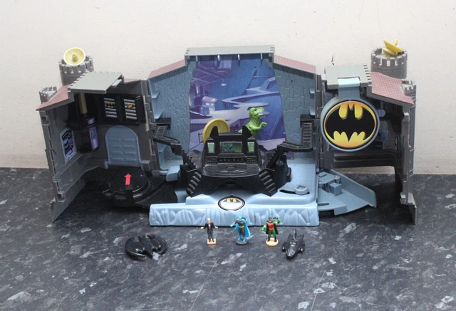 MATTEL DC BATMAN Wayne Manor Bat Cave Toy Mini Playset Original ...