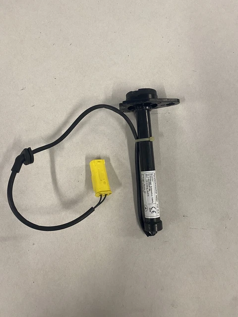 MERCEDES BENZ C-CLASS W205 C43 Bonnet Hinge Actuator A2059060002 £59.99 ...