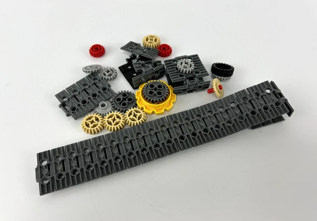 LEGO TECHNIC CATERPILLAR Tracks x 40+ unrelated Cogwheels £10.50 ...