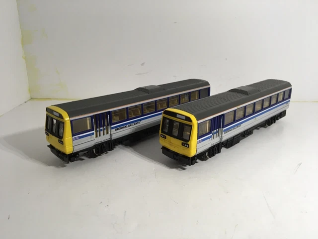 HORNBY R103 CLASS 142 023 Pacer DMU BR Regional Railways Livery Very ...
