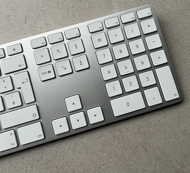 APPLE MAGIC KEYBOARD A1243 bianco tastierino numerico QWERTZ USB ottime ...