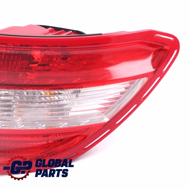 LUZ TRASERA MERCEDES W204 Derecha Panel Lateral A2048200264 EUR 79,99 ...