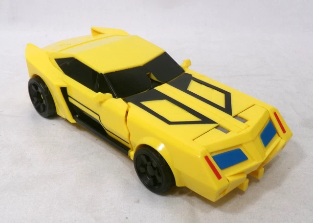 HASBRO TRANSFORMERS ROBOTS En Disfraz 2015 Bumblebee Completo De 3 ...