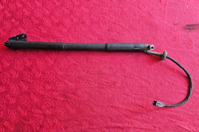 GENUINE VOLVO XC60 MK1 Rear Tailgate Electric Strut Damper O/S Right ...