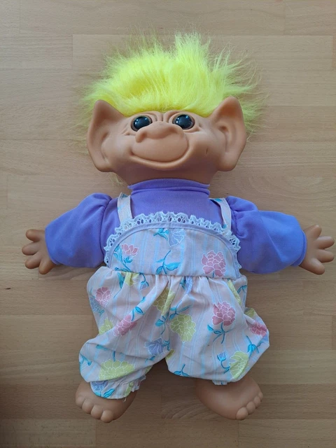 PLÜSCH ZAUBERTROLL TROLL Puppe doll bunt ca. 36 cm gelbe Haare gut EUR ...