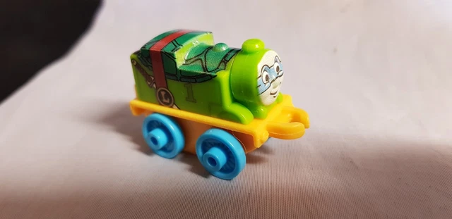 THOMAS & FRIENDS Minis Teenage Mutant Ninja Turtles Thomas As Leonardo ...