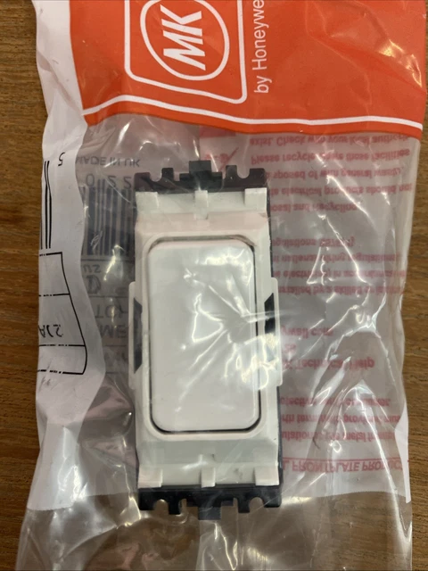 MK GRID PLUS 20A Intermediate Switch K4893WHI £9.50 - PicClick UK