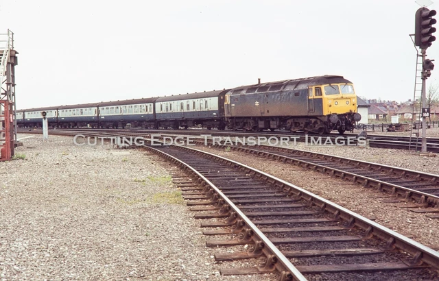 ORIGINAL RAILWAY SLIDE: Class 47 Diesel 47483 at York 1983 29/78F/15 £2 ...
