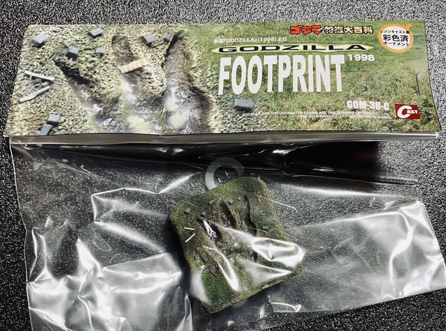 GODZILLA ORNAMENT TOKUSATSU Encyclopedia GODZILLA FOOTPRINT Cast New ...