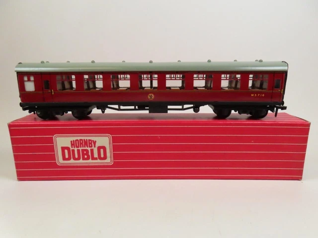 HORNBY DUBLO 4063 Open Corridor Coach 2nd Class B.R., OO, VNMB! £10.00 ...