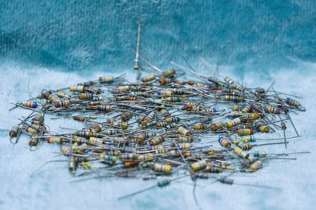 VINTAGE NOS ERIE Ceramic Carbon Resistors.1W-1/2W.assorted Values ...