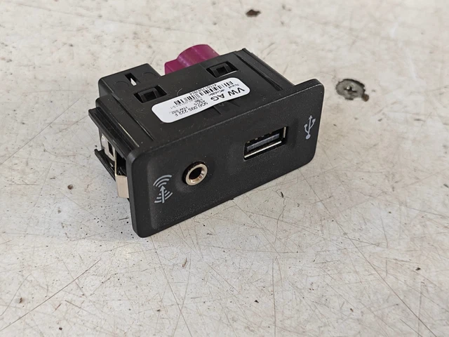 USB SOCKET PLUG Aux Original VW Golf 7 Sportsvan 5Q0035724 5Q0035726G £ ...