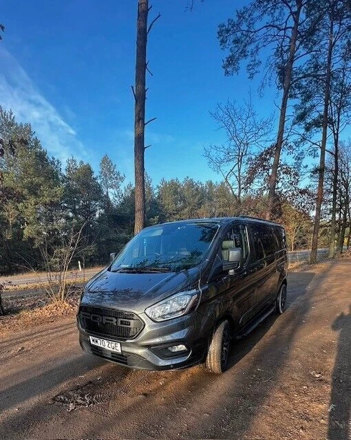 FORD TRANSIT CUSTOM Limited 2.0 320 Eco Blue Crew Van Double Cab, L2H1 ...