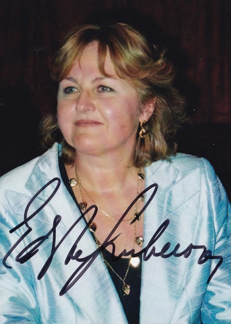 AUTOGRAPHED PHOTO OF OPERA SINGER Edita Gruberova soprano £4.99 ...