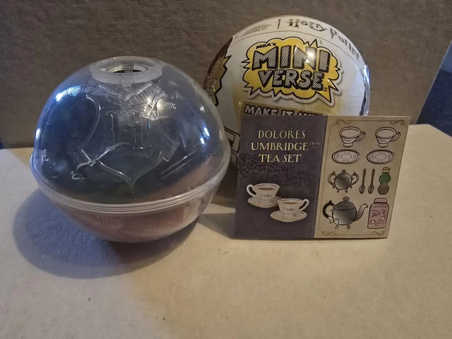 MINIVERSE HARRY POTTER Potions Dolores Umbridge Tea Set Mega Ultra Rar ...
