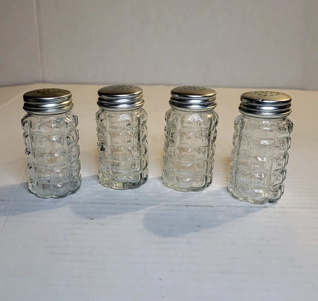 VINTAGE ANCHOR HOCKING Clear Waffle Glass Salt & Pepper Shakers ...