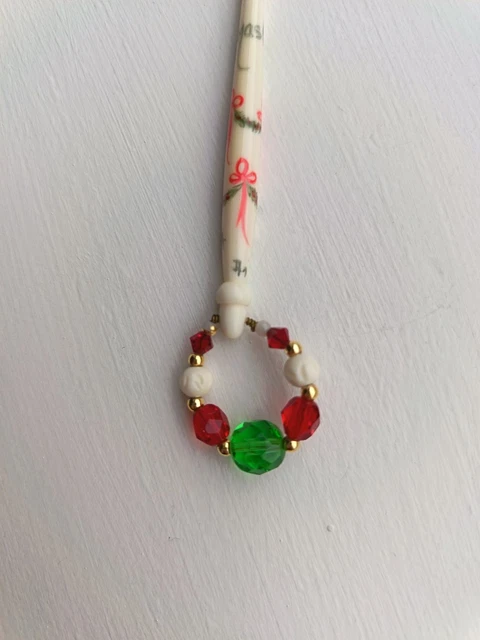 VINTAGE DIANE MILLER Signed Painted Lace Bobbin - Christmas 94 £45.00 ...