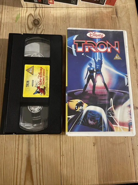 TRON - DISNEY - VHS VIDEO - PAL - RETRO COLLECTABLE Tape - FREE P&P £8. ...