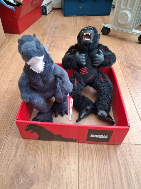GODZILLA KING KONG Plush x 2 With Original Godzilla Display Box £29.99 ...