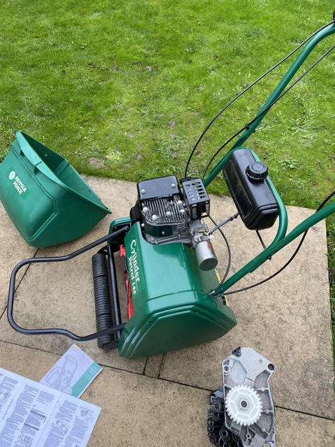 QUALCAST CLASSIC 35S Suffolk Punch Cylinder Mower Webb 14Sk Lawnmower ...