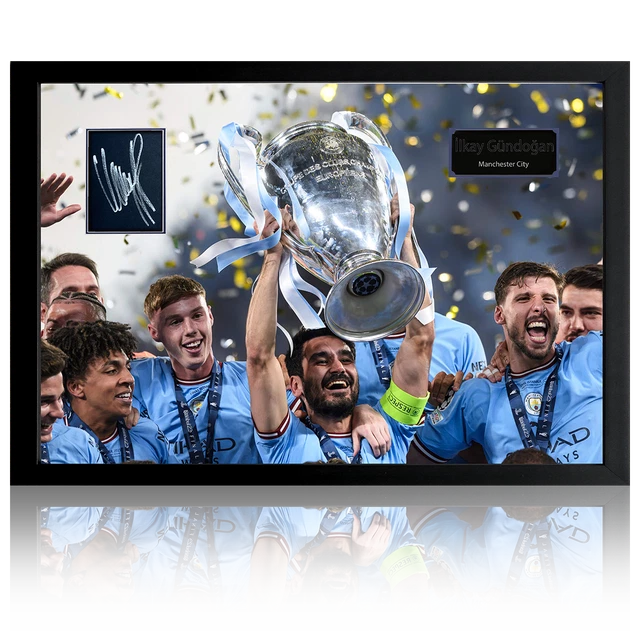 ILKAY GUNDOGAN SIGNED Manchester City Display £225.00 - PicClick UK