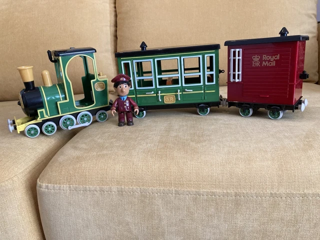 POSTMAN PAT GREENDALE Rocket Train with 2 Carriages + Ajay Figure £17. ...