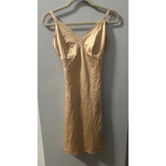 SPANX NUDE KNEE length shapewear large dress or skirt size large £16.49 ...