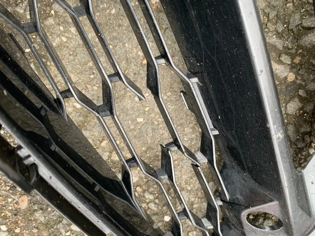 ORIGINAL BMW 3ER G20 G21 M-Paket Gitter vorne Rechts 51118069372 ...