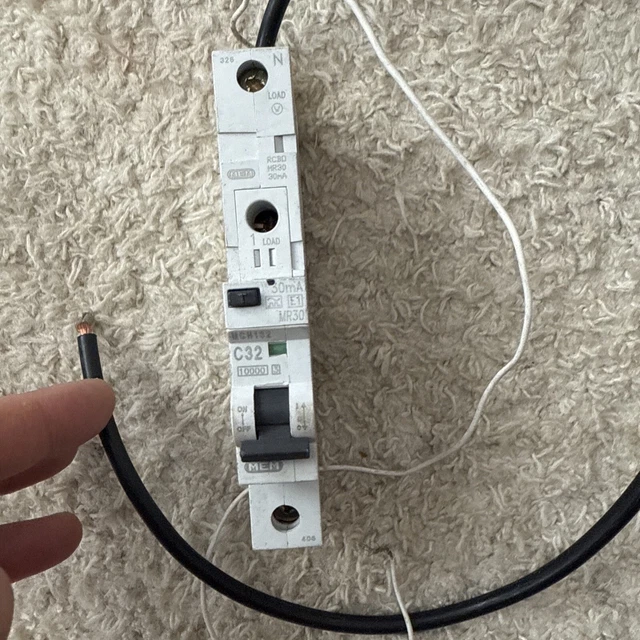 MEM EATON RCBO 32 Amp 30mA Type C 32A mr30 Memshield 2 £45.00 - PicClick UK