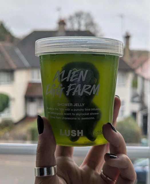 LUSH ALIEN EGG Farm 👽 shower jelly & gummy 250g • Halloween limited 🛸 ...