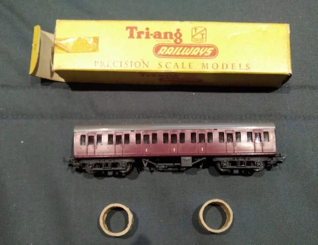 TRI-ANG TT 3MM T80 SUBURBAN COMPOSITE COACH 41007 WITH SQUARE WINDOWS £ ...