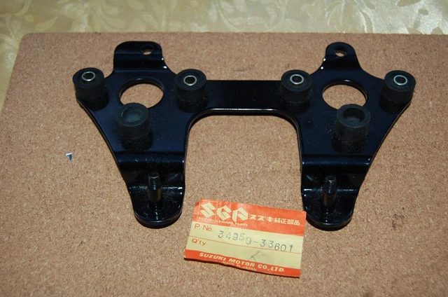 SUZUKI GT250, Gt380, Gt550, Gt500 Clock Bracket Complete Nos £50.00 ...