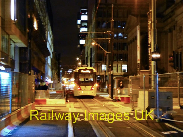 TRAM PHOTO - Metrolink Single-Line Working on Mosley Street c2015 £2.00 ...