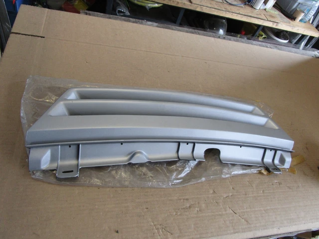 OPEL OMEGA A Kühlergrill Grill Gitter Kühler Front Radiator Silber NEU ...