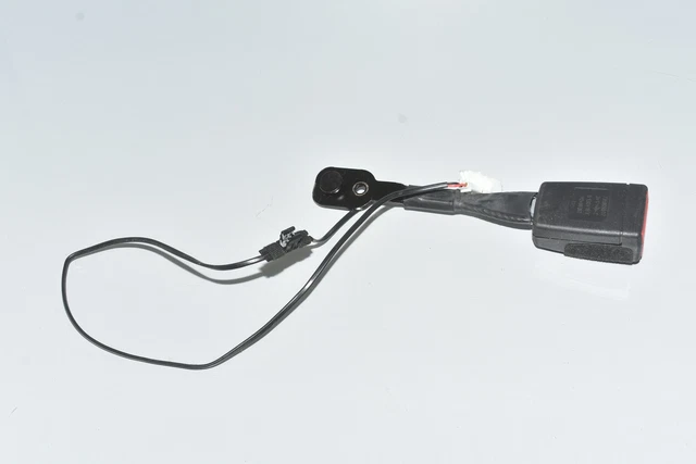 BMW G32 6ER G30 F90 G31 G11 G12 Untergurt vorne 72117359090 7359090 EUR ...