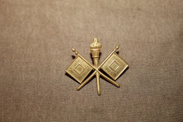 ORIGINAL WW2 U.S. Army Signal Corps Officers Pin Back Metal Uniform ...