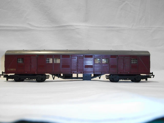 TRIANG / HORNBY Utility Coach Br Maroon Livery R226. £16.13 - PicClick UK