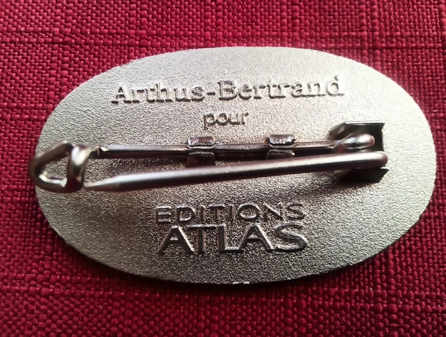 INSIGNES MILITAIRE ARTHUS Bertrand Badge 1er Régiment Chasseur TBE pour Édition EUR 4,50 ...