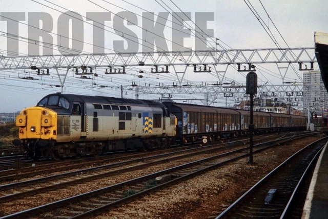 35MM SLIDE BR British Rail Diesel Loco Class 37 37359 1993 Stratford ...